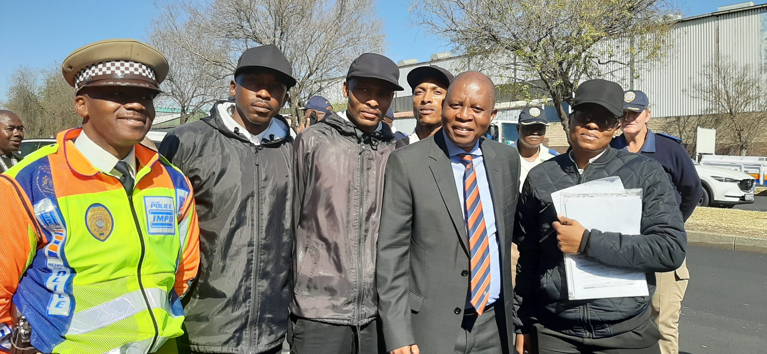 Mashaba joins over 800 JMPD recruits - Gauteng News