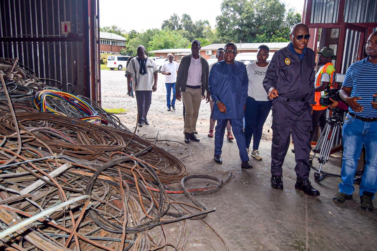 PRASA and SAPS burst rail cable thieves - Gauteng News