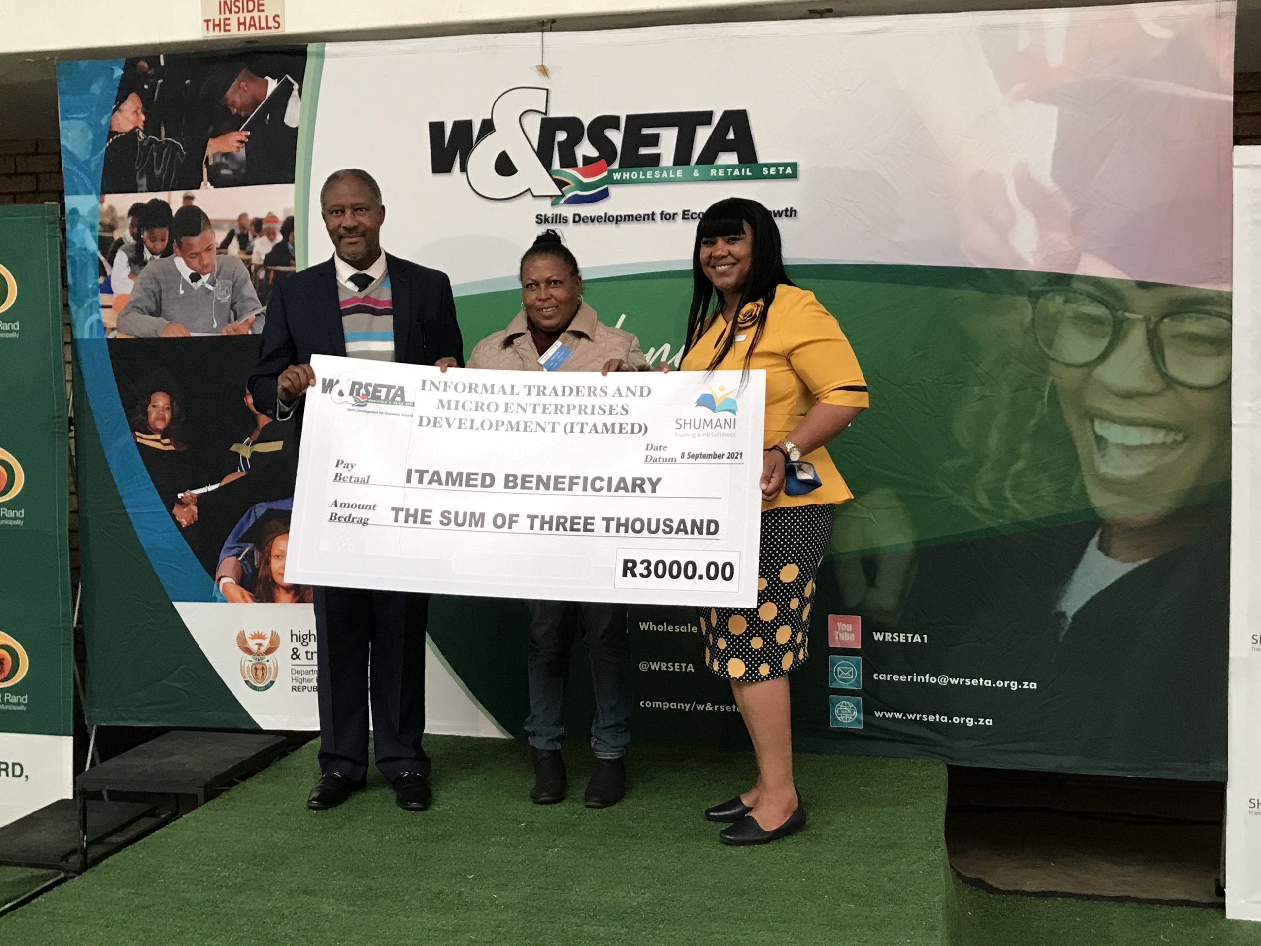 Rand West City entrepreneurs receive R3000 capital for their businesses ...